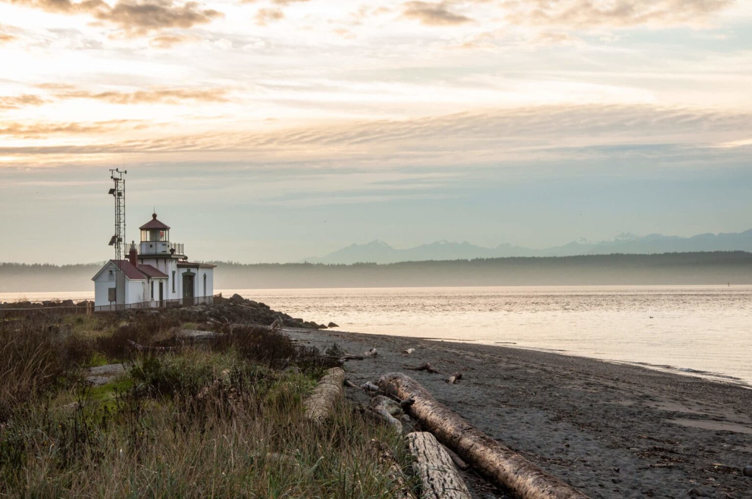 Exploring Discovery Park In Seattle - Explore Washington State