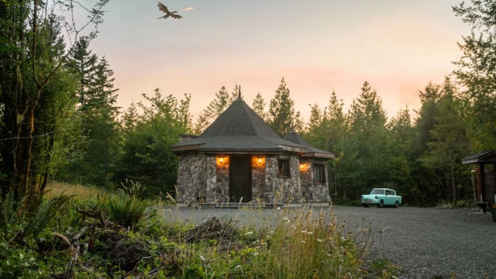 A Magical Harry Potter-Inspired Stay At Half Giant Hut In Toledo ...